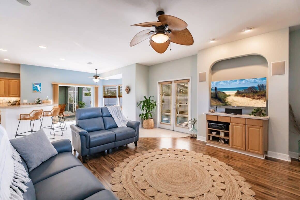 Cape Coral's Hidden Gem: Luxe Villa Rental's Five-Star